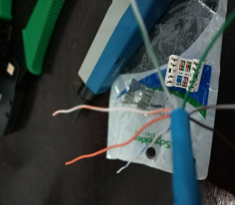 Cara Pemasangan Modular Jack Merek Schneider Pada Kabel UTP/LAN ...